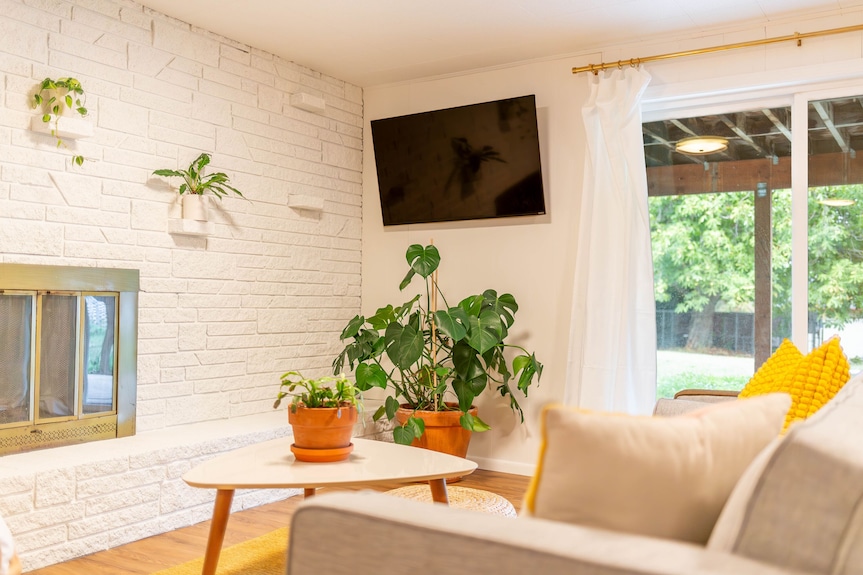 The Mod Pod - Spacious, Mid-century Modern Apartment In A Quiet, Close In Spot - Moscow, ID