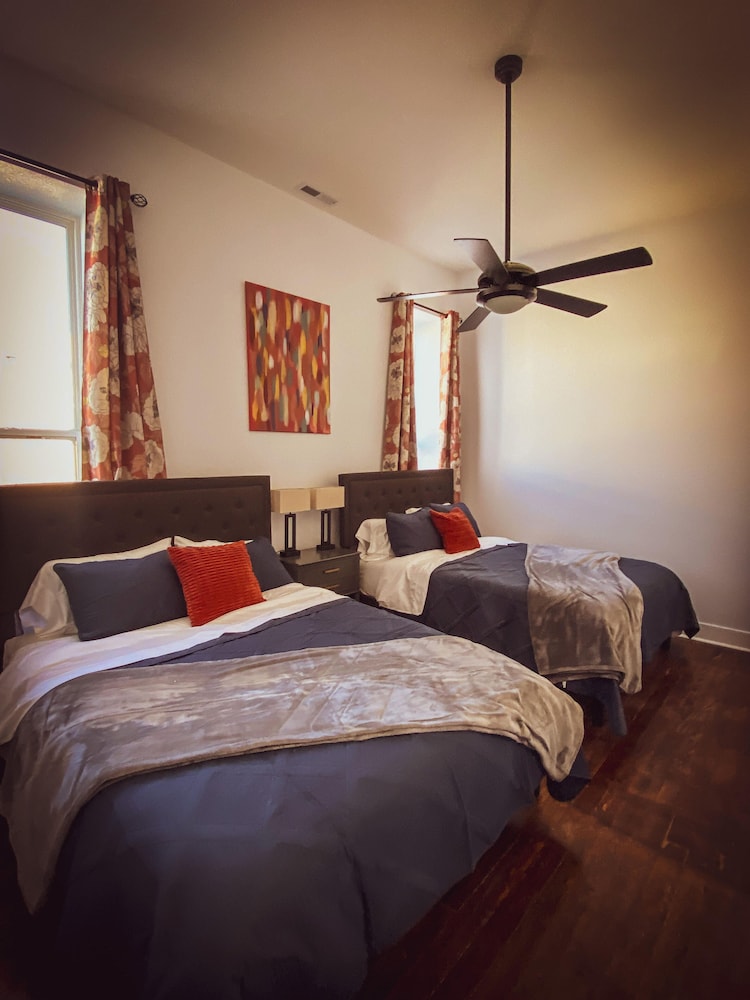 Zurcher On Main, Historic Apartment Near Walt Disney Museum, Marceline Mo - Brookfield, MO