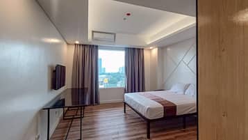 Quarto Standard | 1 quarto, roupa de alta qualidade, secretária