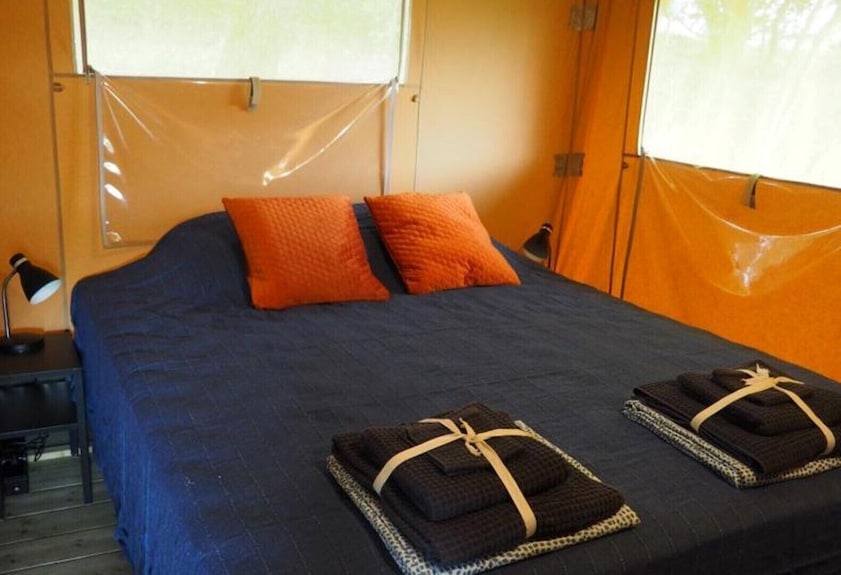 Glamping Lodge Renoir | Domaine Du Cammazet | Piscine| Confort | Nature - Ariège