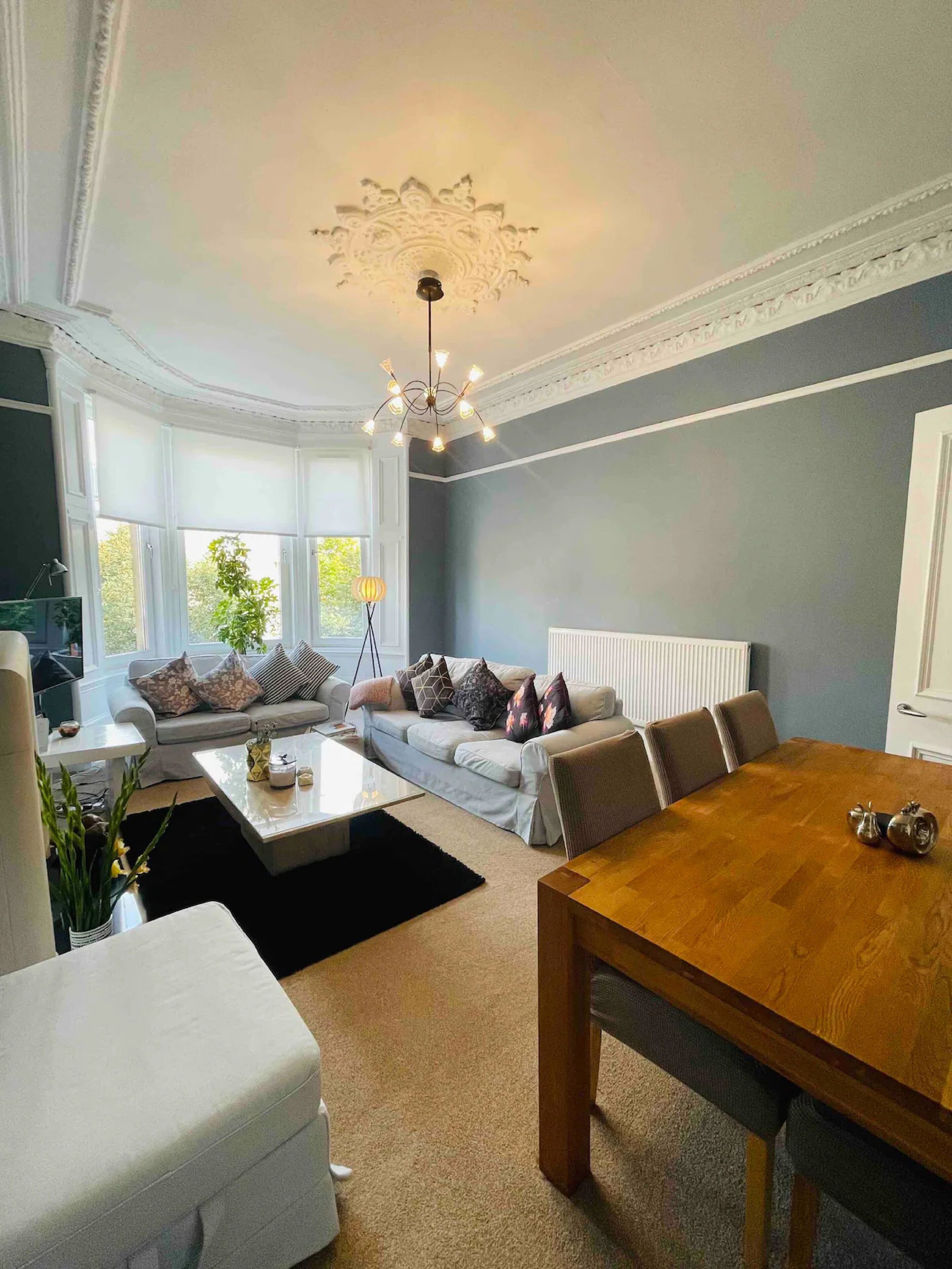 Relax At The Modern And Spacious Nestled In The Central Part - Wolverhampton