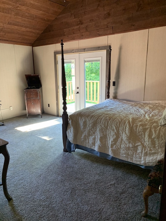 Northwoods Lifestyle Lodge. Come Explore Nature At Its Best!! - Michigan