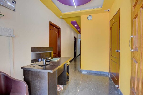 Sunrise Guest House - Urban Express - Mysuru