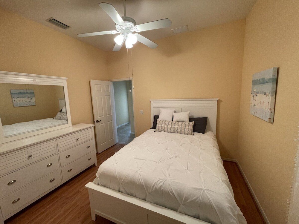Tranquil Lakefront Pool Home In North Port - North Port, FL