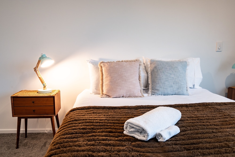 *Luxury New 3 Bedroom, 2 Bathroom Apt In Cbd/ Hagley Park/hospital. Sleep 6* - ニュージーランド