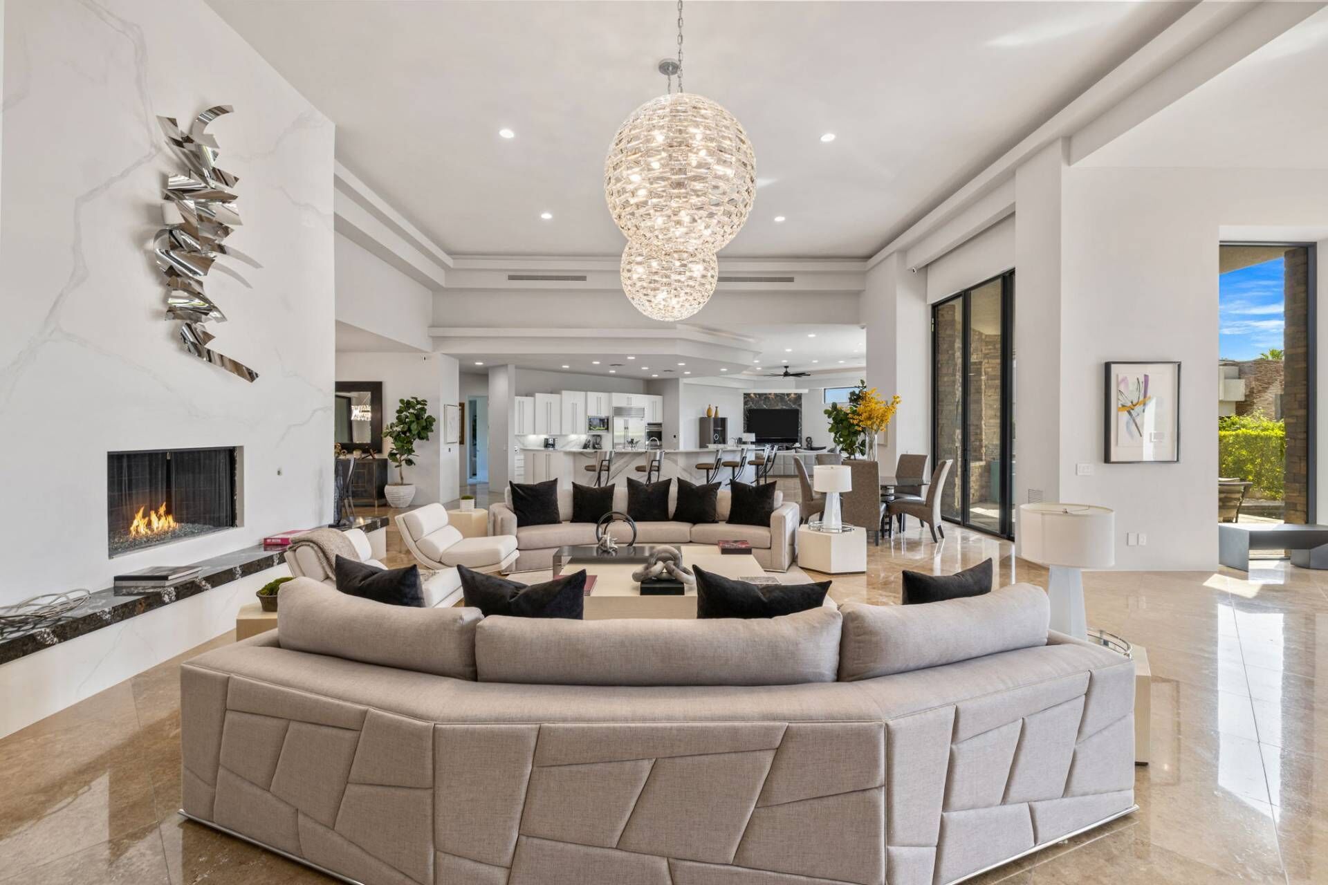 Private Haven In Gated Community | Modern Luxury | Ideal Location | Extended Stays Welcome - Palm Desert, CA