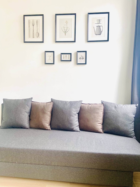 Renovierte Stadtwohnung Im Gründerzeithaus Beim Wilheminenberg -