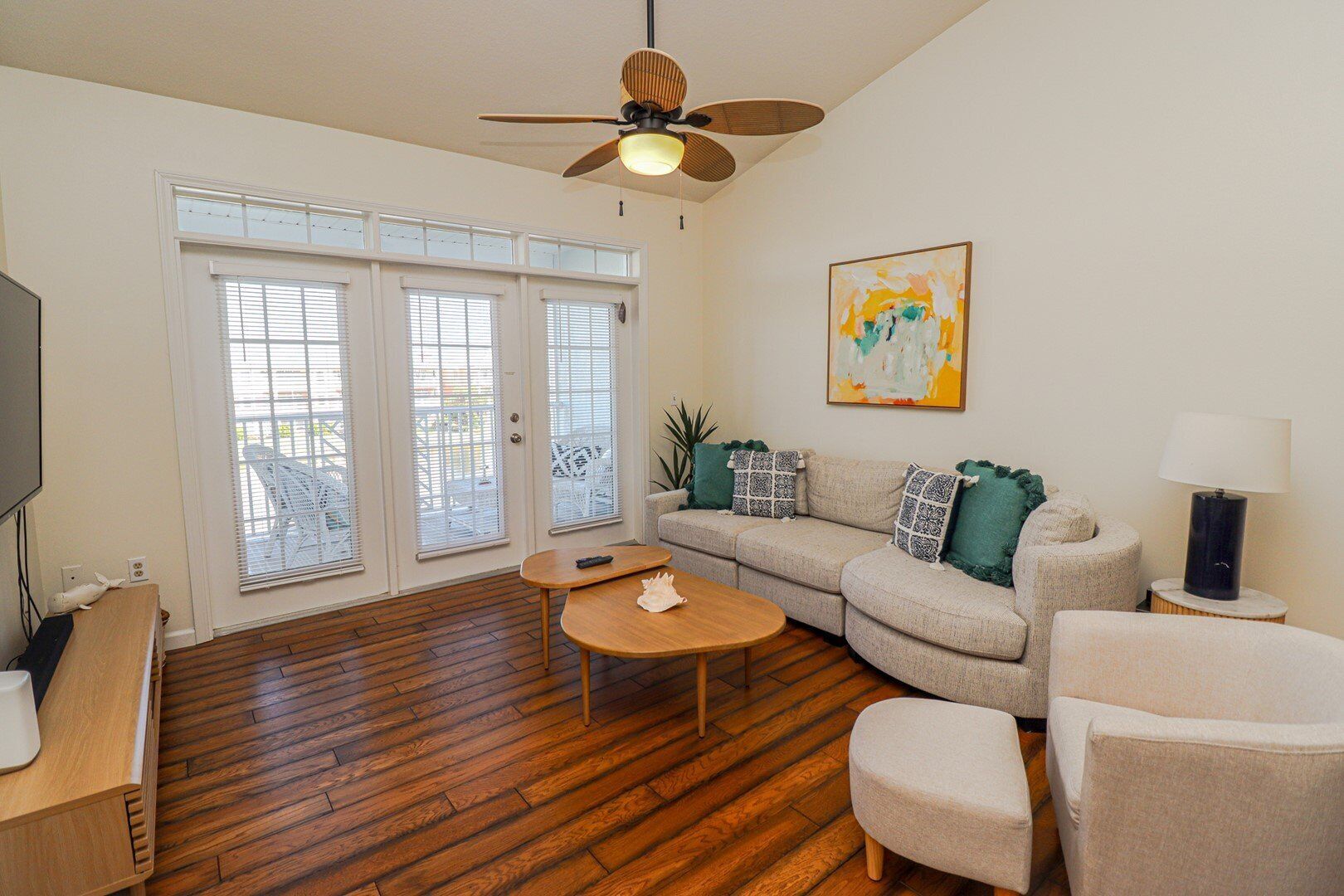 Seaside At Anastasia E305 - Stunning Beach Rental With Great Location - St. Augustine Beach