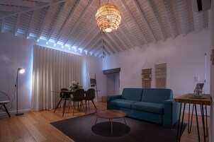 Vila premium | Área de estar | Smart TV 55 polegadas com canais a cabo