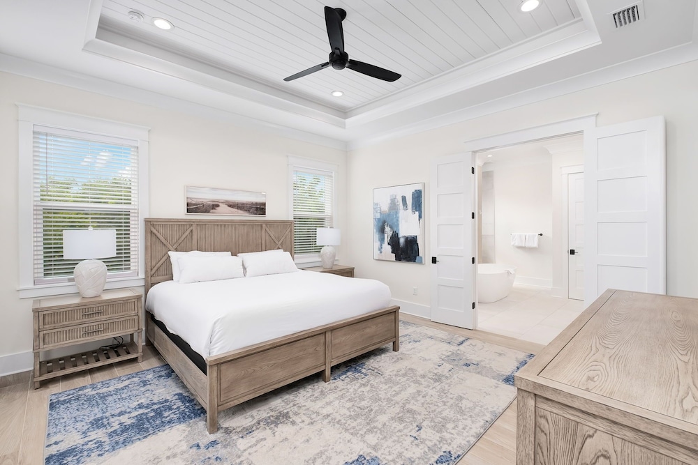 Tailwinds & Tides | Heated Pool | Game Room | Rooftop Deck | Pet ...