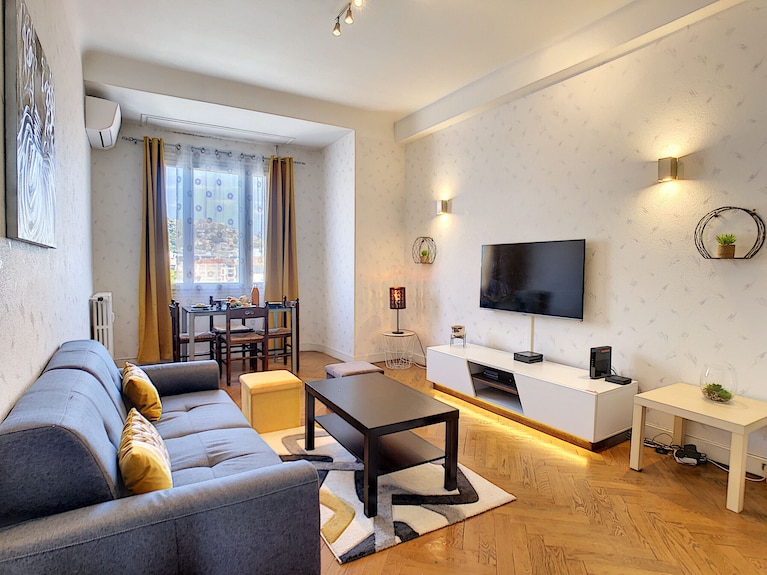 N&j - Chill Lounge - Central - Très Proche Mer - ibis budget Nice Aeroport