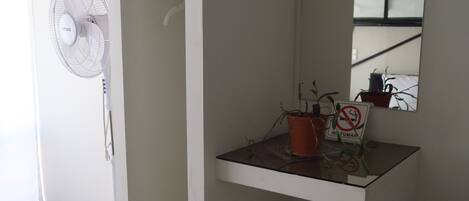 Quarto básico | Wi-Fi de cortesia