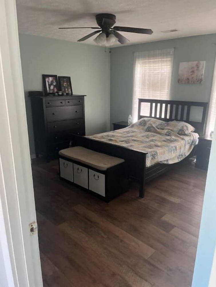 The Farm House @ Ninevah Springs - Anderson County | Vrbo