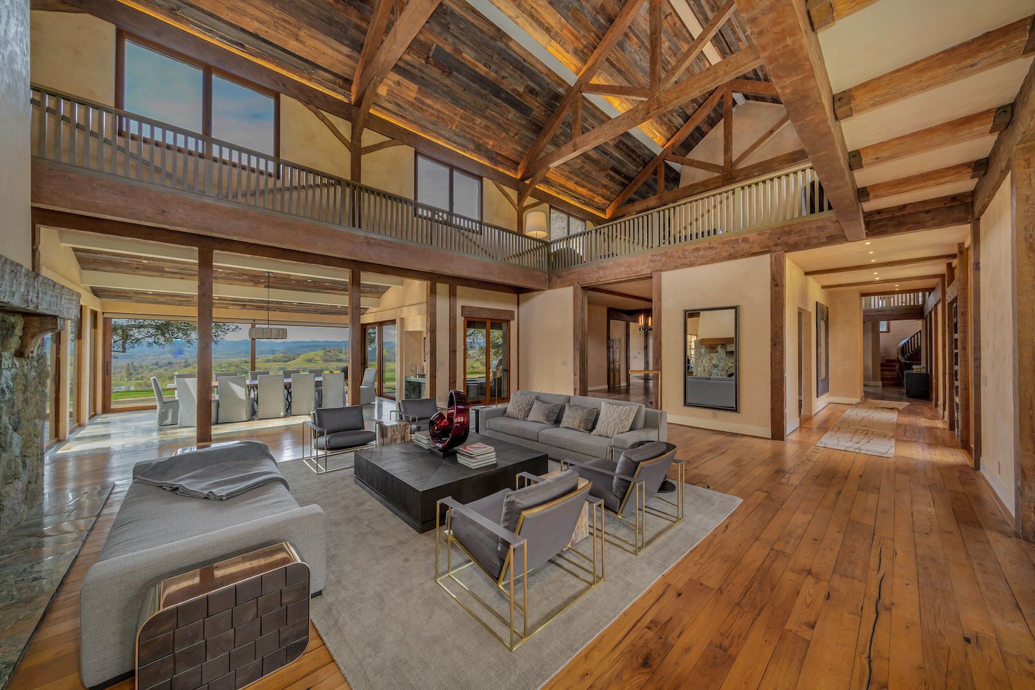 Live Like A Vintner In The Heart Of California Wine Country - Healdsburg, CA