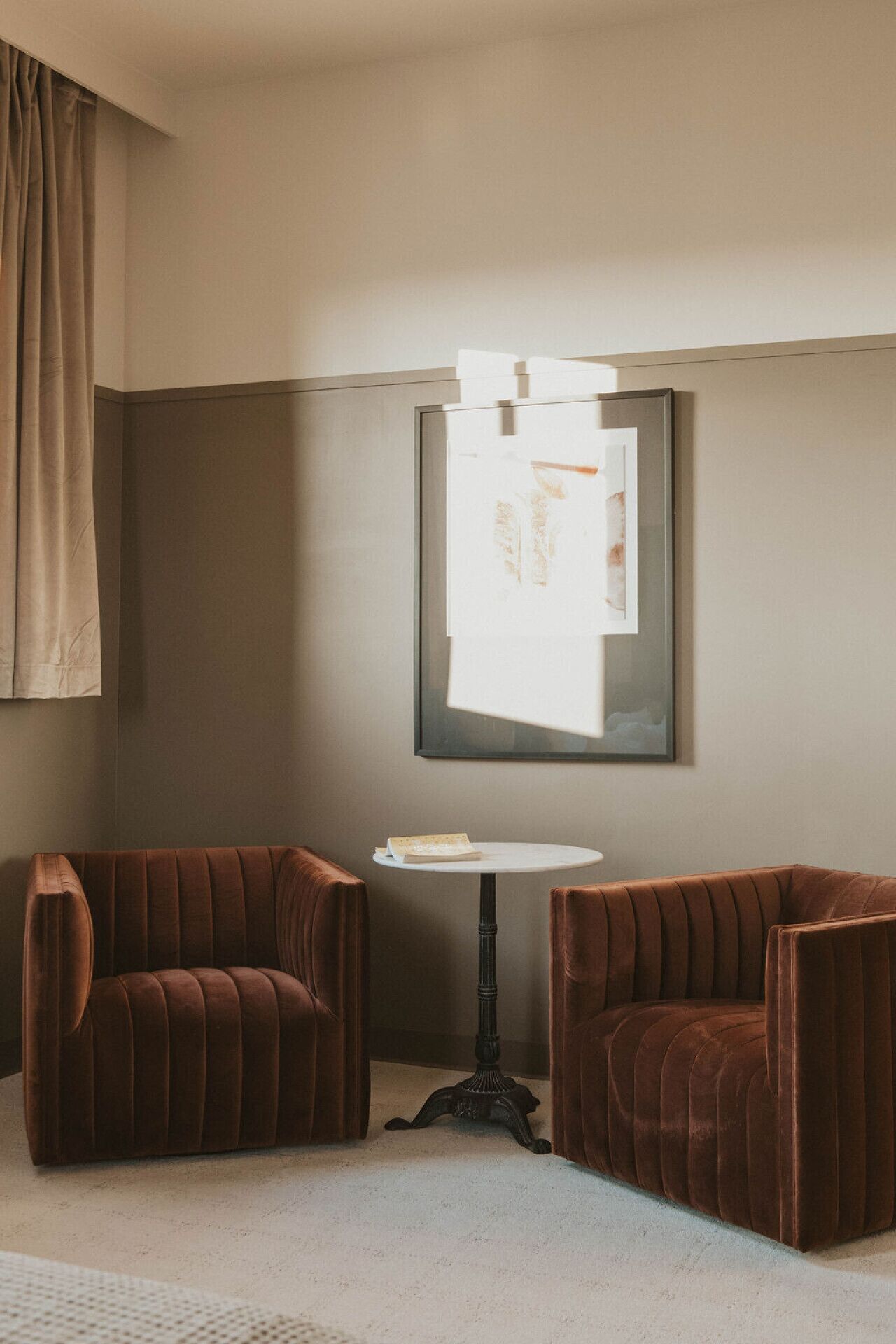 Luxury Hot Tub Suite In Downtown Berlin 304 - Berlin, OH