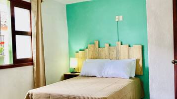 Quarto Standard, 1 cama individual extragrande | Roupa hipoalergénica, edredões de penas, secretária