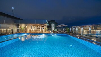 Piscina exterior
