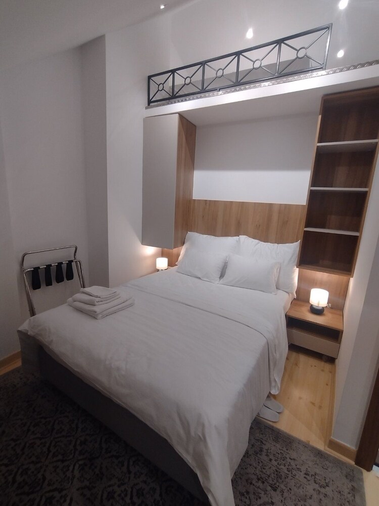 Brand New Four Seasons Luxury Suites Boutique Apartments Balkanska - Belgrado