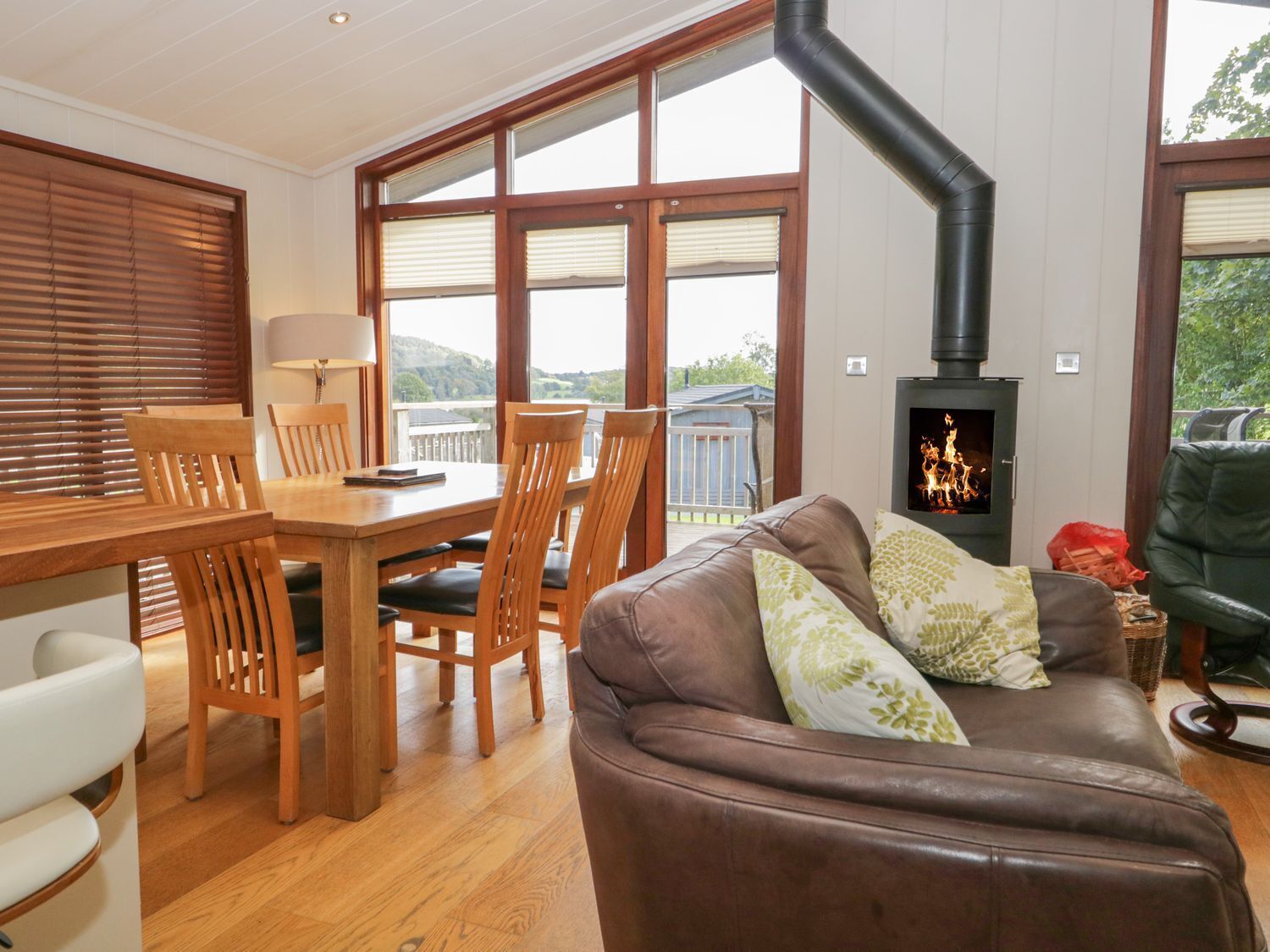 Leafy Nook Lodge, Pet Friendly, Luxury Holiday Cottage In Hawkshead - 코니스턴