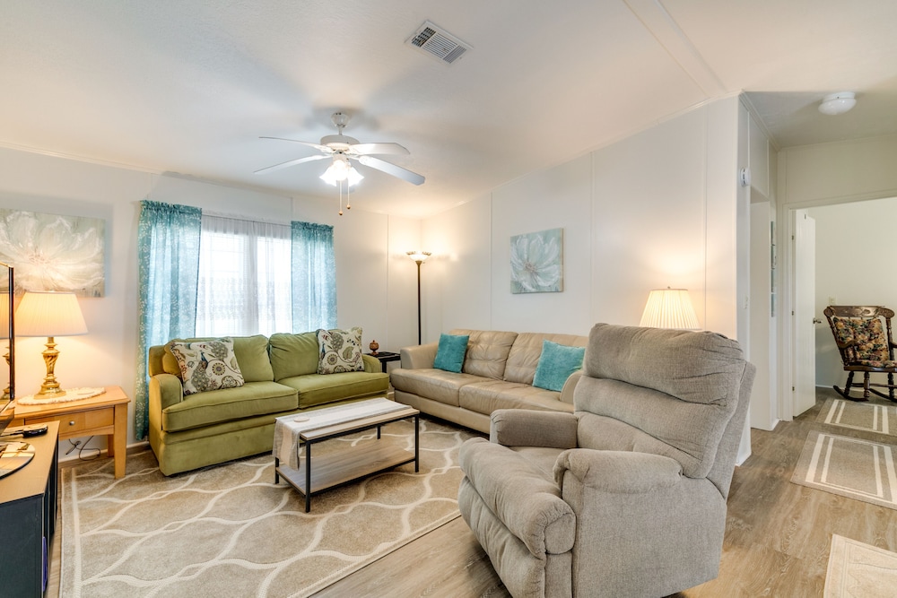 Weeki Wachee Vacation Rental ~ 13 Mi To The Ocean! - Spring Hill, FL