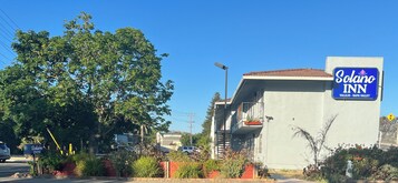 Fachada da propriedade