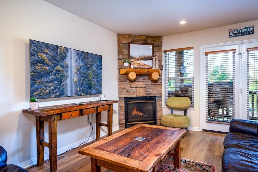 Cozy Comfy Condo Mh107| Near Powder Mtn | Hot Tub - Eden, UT