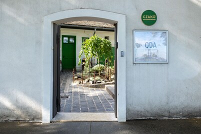 Czakó Bed & Breakfast