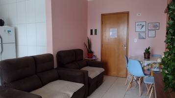 Apartamento | Sala | Televisor LCD de 32 polegadas com canais digitais