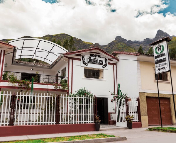 Hotel Los Laureles - Calca