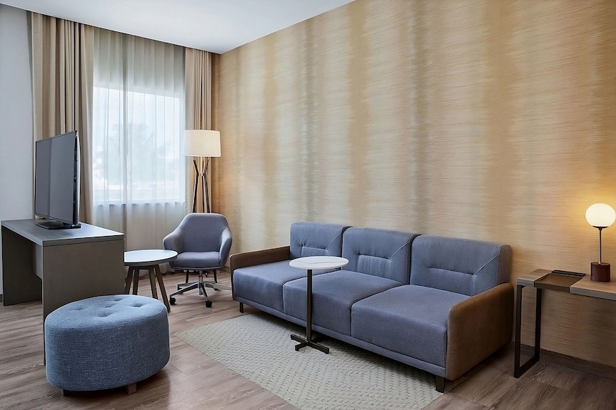 Great Location Near Riviera Maya! Free Parking & Breakfast, Pets Allowed, Pool! - Playa del Carmen