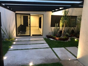 Entrada (vista interior)