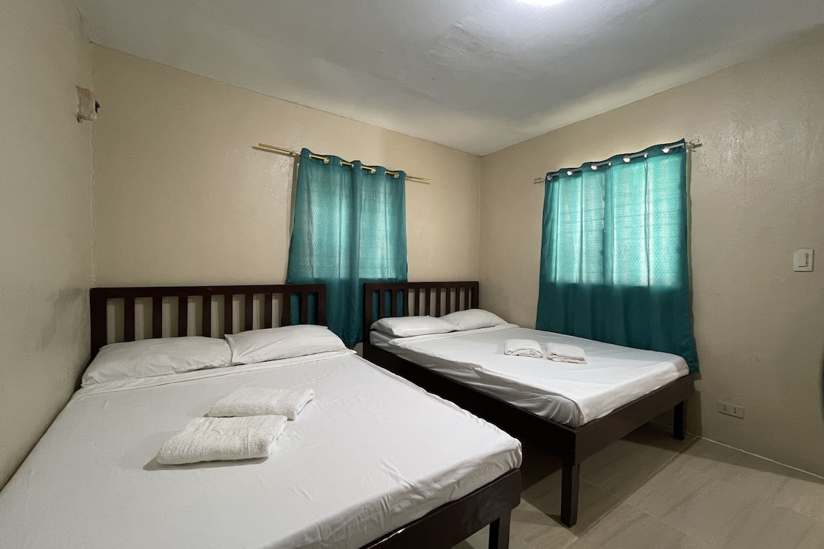 1 quarto, secretária, Wi-fi grátis, roupa de cama fornecida