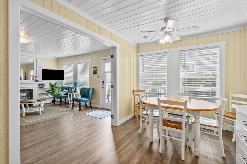 Cozycottage|king|hottub|steps2beach|casino|outlets - Lincoln City, OR