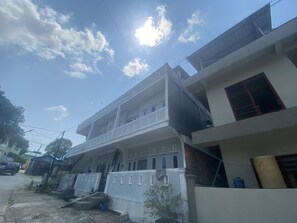 Fachada da propriedade