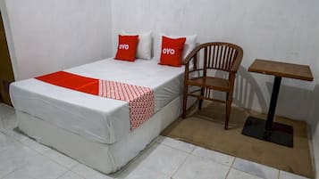 Quarto Duplo | Secretária adequada para computadores portáteis, Wi-fi grátis