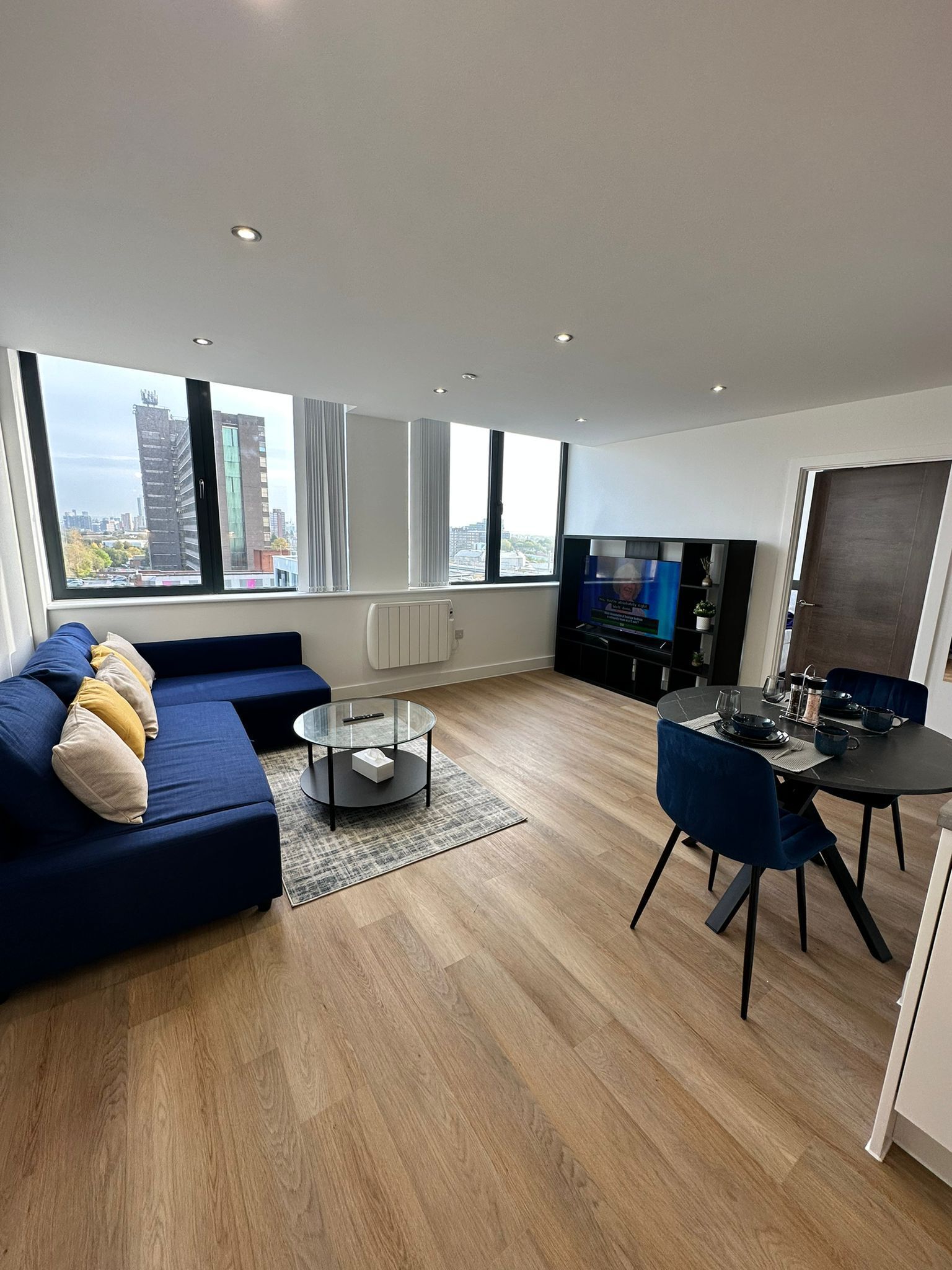 1 Bed Apartment Old Trafford, Manchester: Reviews & Hotel Deals | Book ...