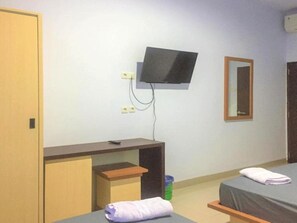 Quarto casal luxo | Wi-Fi de cortesia, roupa de cama