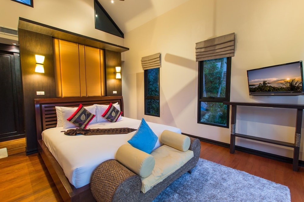 Hidden Pool Villa, A Hidden Haven Just For You - Rawai | Vrbo