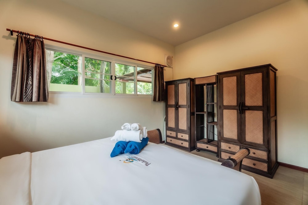 Chaba Pool Villa, Private Tropical Villa With Pool - Nai Harn | Vrbo