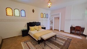 Suíte luxo (Fes) | 1 quarto, individualmente mobiliados, quartos à prova de som