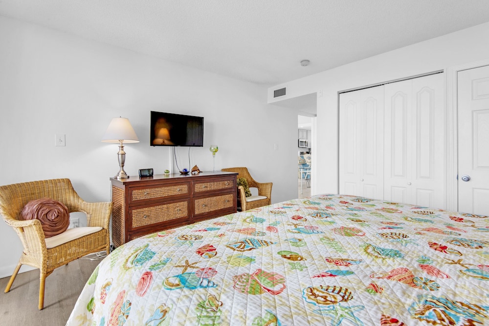 ☀️Stunning Bay Views-pool-wraparound Balcony-2br Santa Rosa Dunes 1021 - Pensacola Beach, FL