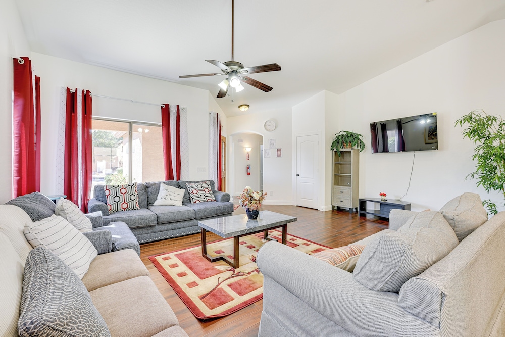 Pet-friendly Phoenix Home With Fenced Backyard! - Phoenix, AZ