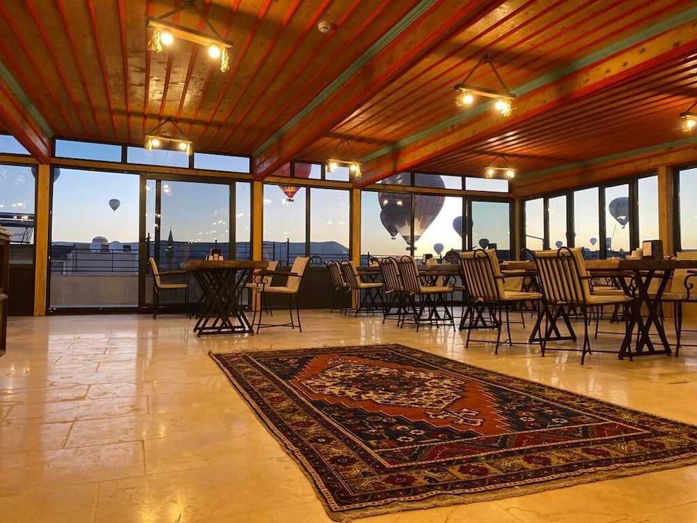 Rustic Caves - Cappadocia