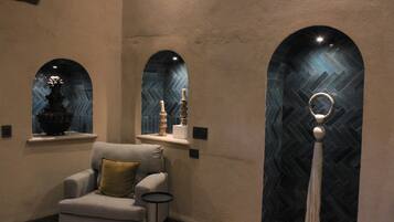 Quarto | Roupa de alta qualidade, camas de colchão pillowtop, cofre no quarto