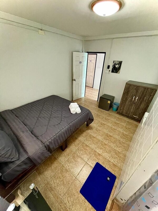 56 Chiang Mai Soi 3 - Chiang Mai