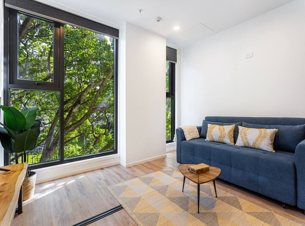 Sunny Retreat In Heart Of Cbd - Auckland