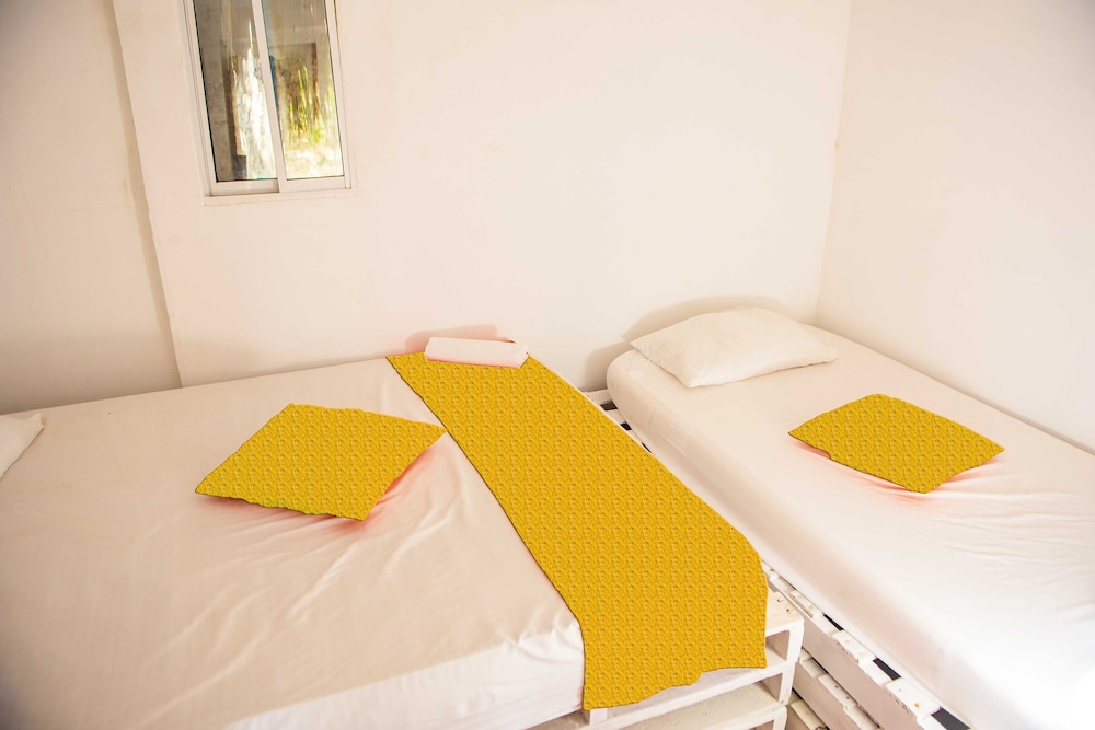 Nuestros Tres Tesoros - Caribbean