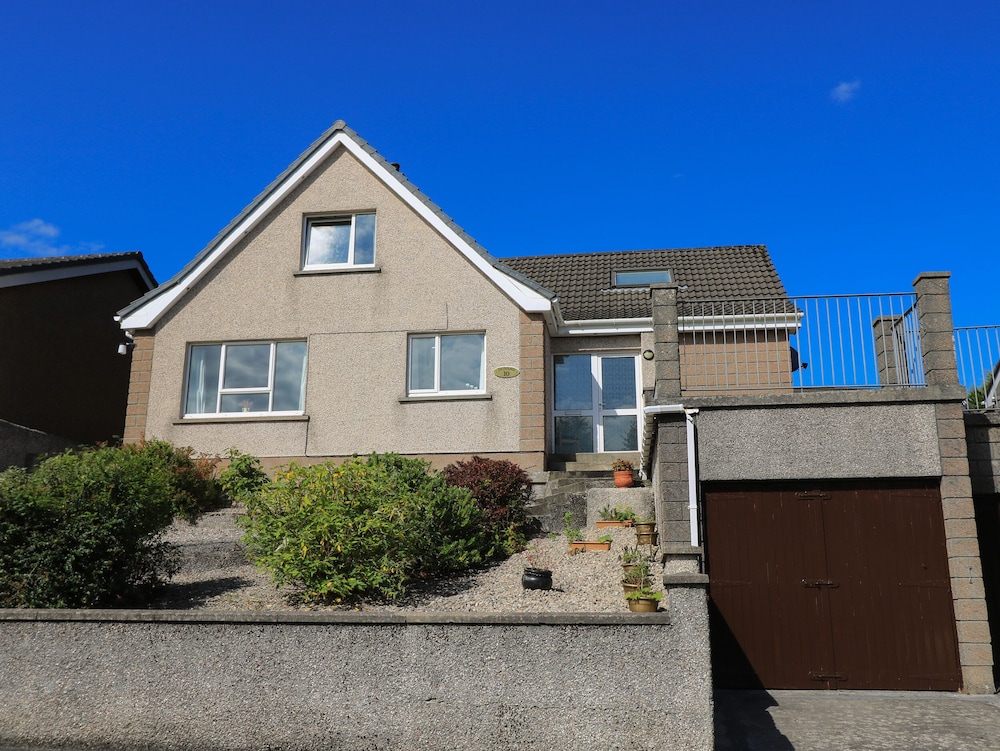 Dunard Villa - Stornoway