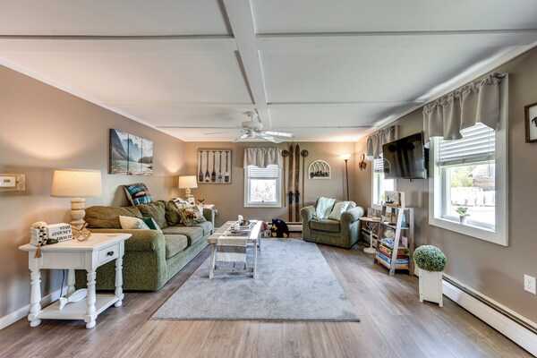 ステップス トゥ クリスタル レイク: スペーシャス リトリート ウィズ ビューズ - バーモント州