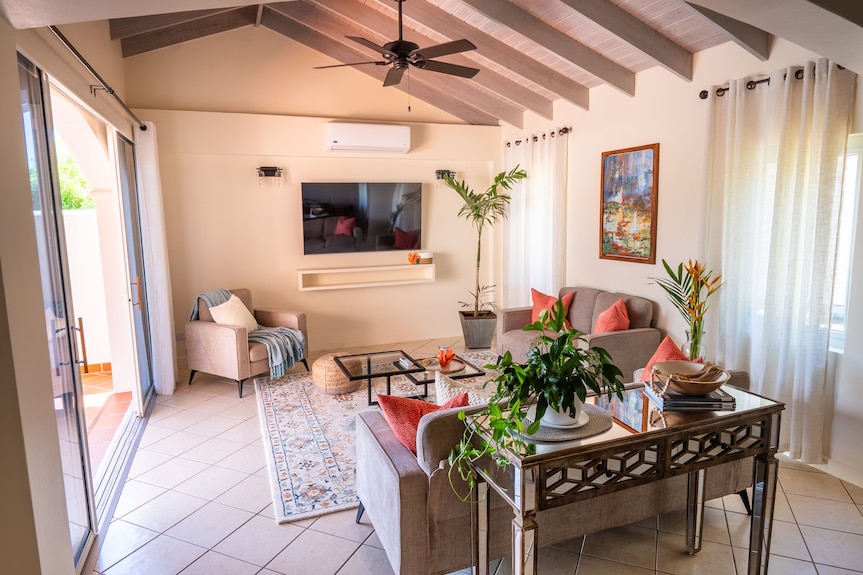 Private Luxury 3 Bedroom Villa - Granada